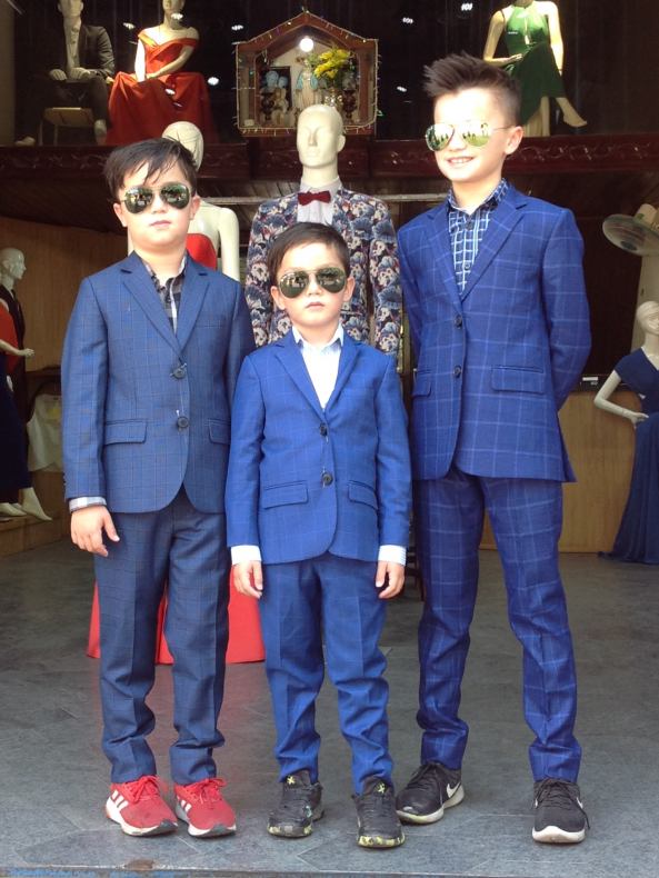 Amazing tailored suits in Hoi An - A DONG SILK I Hoi An Tailor