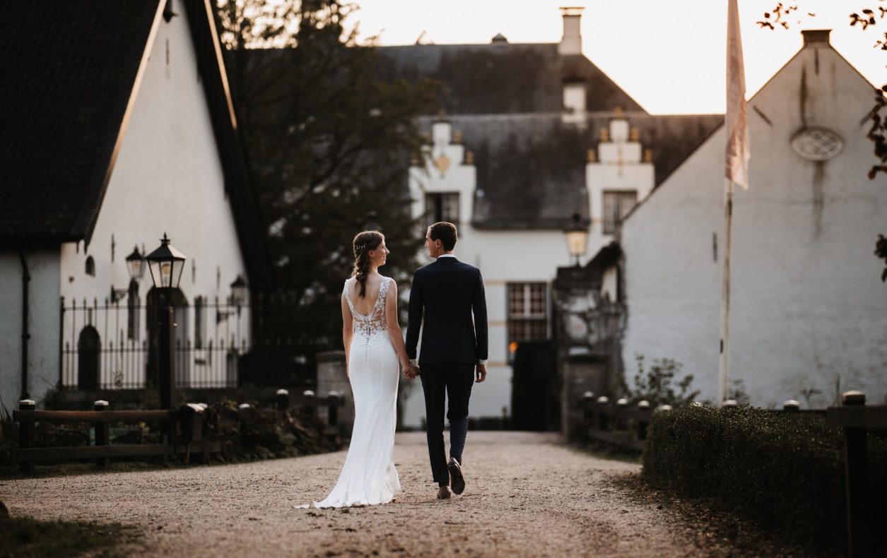 Tailored Wedding Suits in Hoi An - A DONG SILK I Hoi An Tailor